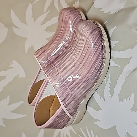 Dansko | Shoes | Dansko Glossy Pink Stripe Professional Clogs Shoes ...